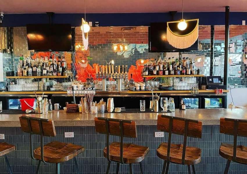 5+ Spots For A Date Night in Deep Ellum | UNATION