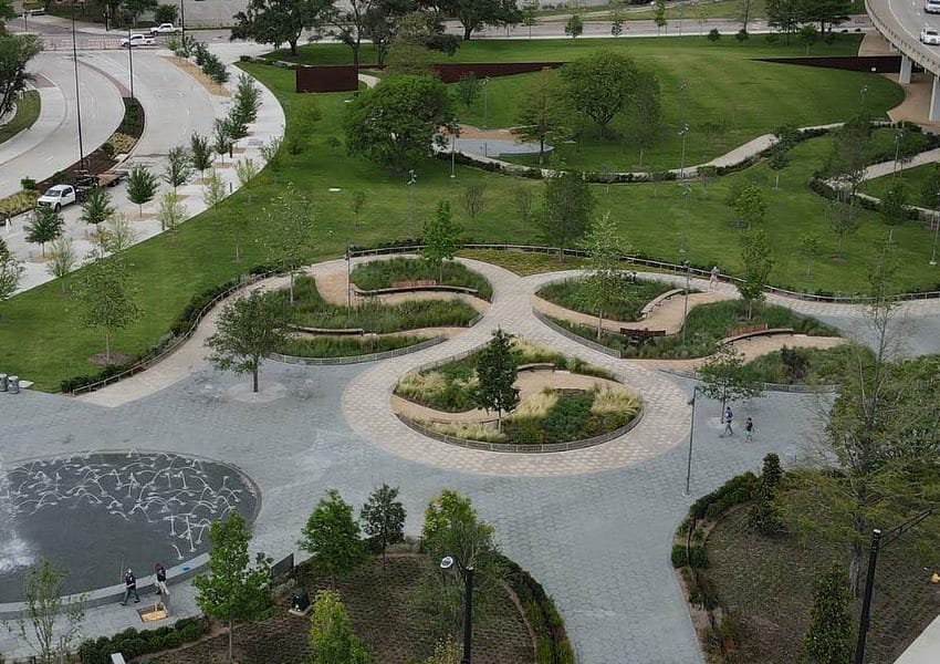 6+ Best Parks in Dallas for Spending Time Outside | UNATION