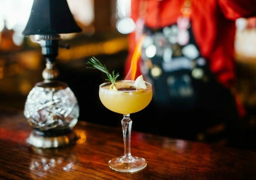 10+ of the Best Bars in Jacksonville for Bar Hopping – UNATION