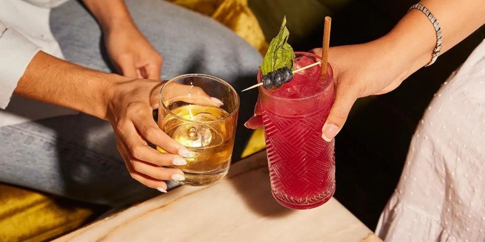 Ultimate Guide to the Best Happy Hours in Orlando | UNATION